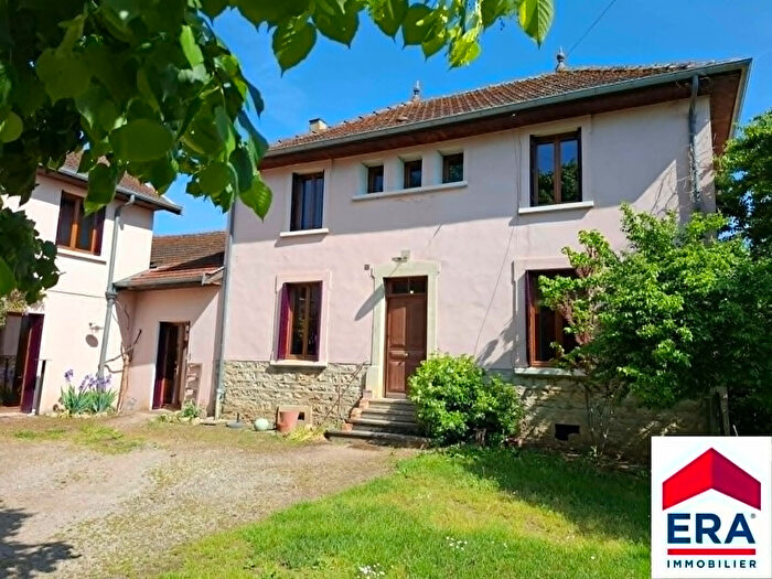 Maison à vendre - Vénérieu - 9 pièces - 7 chambres