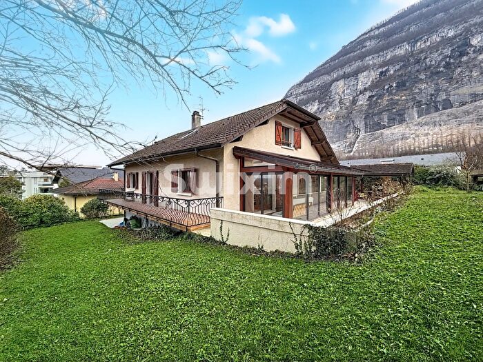 Maison 8 pièces à vendre à Étrembières