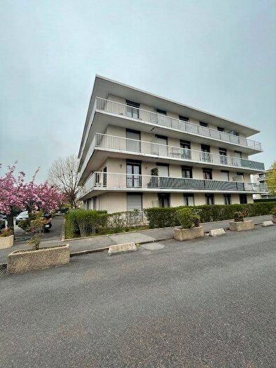 Appartement à louer - Vert Galant-Grand Cerf, Vaujours - 2 pièces - 1 chambre