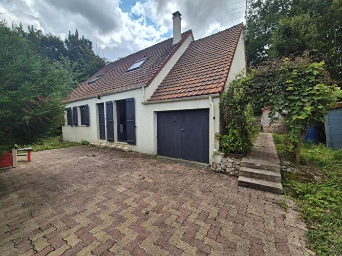 Maison à vendre - Bleury-Saint-Symphorien - 5 pièces - 5 chambres