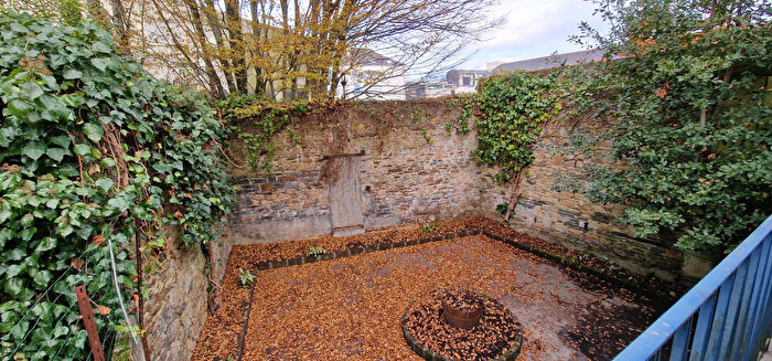 Maison à vendre - Landerneau, Le Roudous - 4 pièces - 3 chambres
