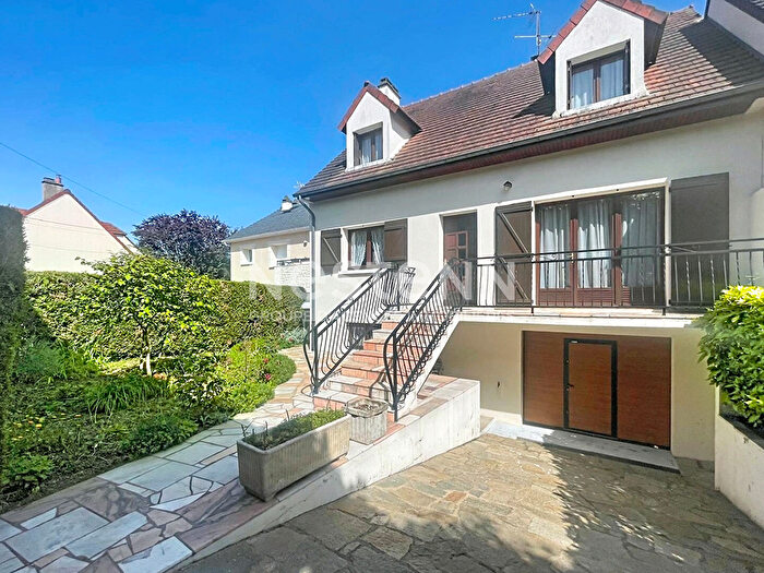 Maison 7 pièces à vendre à Morangis