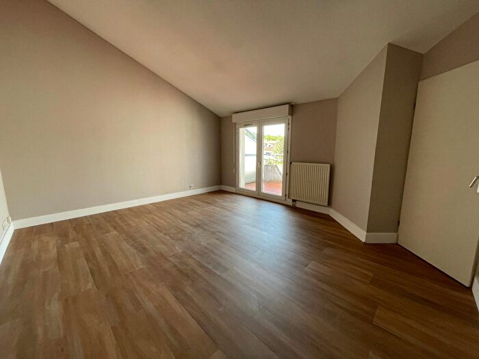 Toulouse, Saint-Michel : Appartement 2 pièces à louer