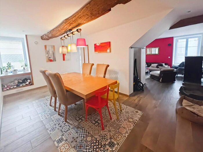 Maison 8 pièces à Carnetin, à vendre