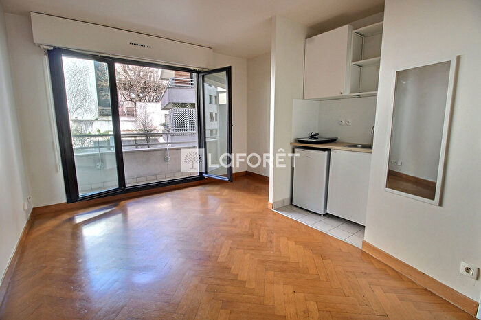 Appartement à louer - Suresnes, République - 1 pièce