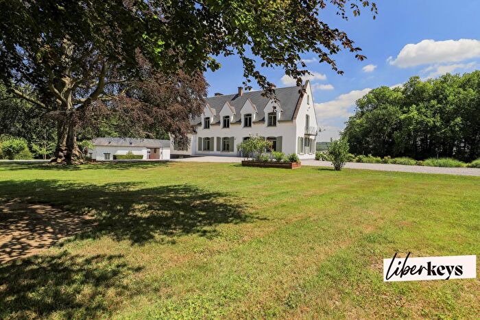 Zuytpeene - Maison 8 pièces à vendre