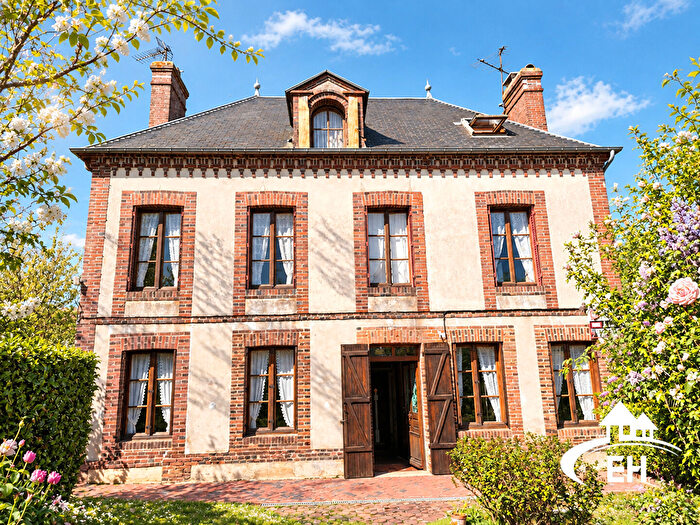 Crulai : Maison 7 pièces à vendre