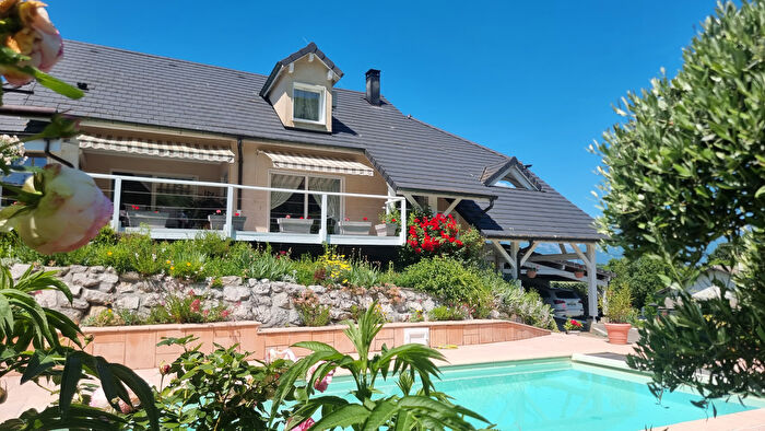 Les Mollettes : Maison 6 pièces à vendre