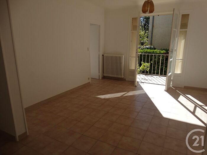 Appartement à louer - Avignon, Saint-Ruf - 3 pièces - 2 chambres