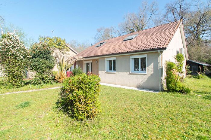 Maison à louer - Lons - 5 pièces - 4 chambres