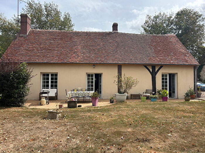 Maison à vendre - Armentières-sur-Avre - 6 pièces - 3 chambres