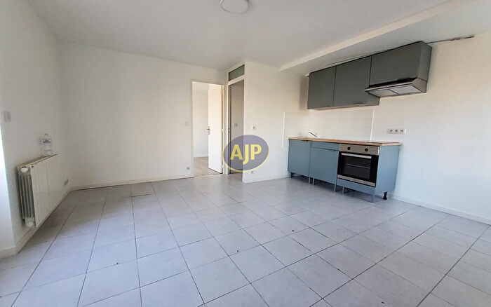 Appartement 2 pièces à Baud, à louer