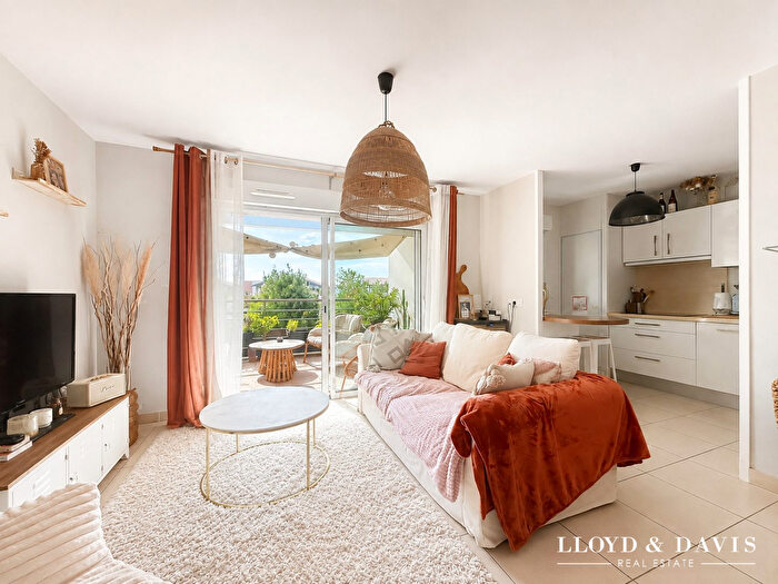 Saint-Jean-de-Luz, André Ithurralde, Layatz, Kechiloa, Karsinenea : Appartement 3 pièces à vendre