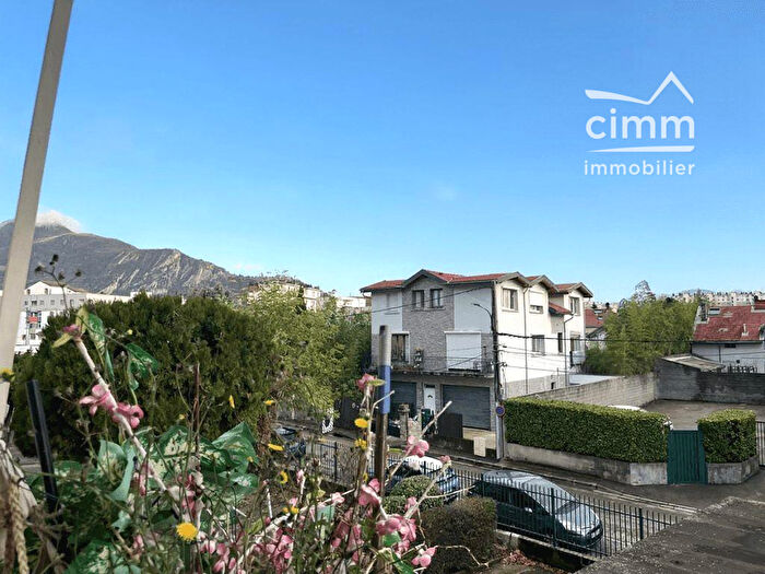 Appartement à vendre - Fontaine, Bastille, Drac - 3 pièces - 1 chambre