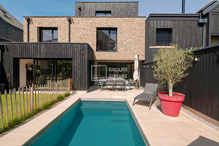 Maison à vendre - Quartiers Centre, Fougères, Sévigné - 7 pièces - 5 chambres