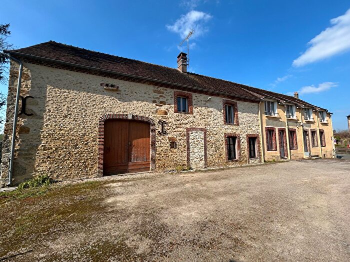 Maison à vendre - Sainte-Céronne-lès-Mortagne - 7 pièces - 4 chambres