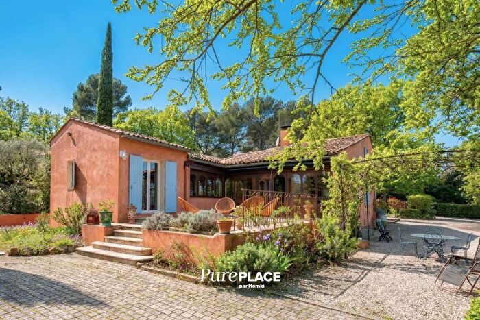 Maison 7 pièces à vendre à Aix-en-Provence, Puyricard, Célony