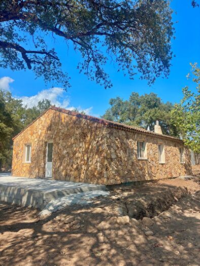 Aléria : Maison 4 pièces à vendre