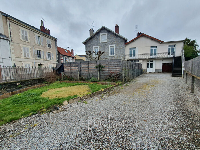 Maison à louer - Limoges, Bénédictins, Montplaisir - 3 pièces - 2 chambres