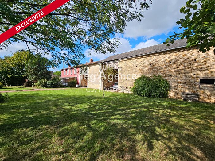 Maison à vendre - Loudun - 5 pièces - 3 chambres