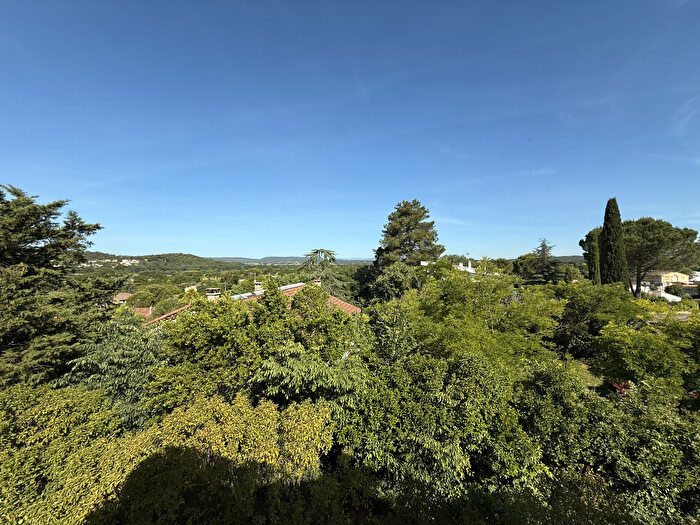 Maison à vendre - Villevieille - 11 pièces - 9 chambres