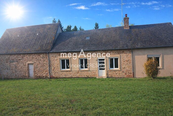 Maison 4 pièces à vendre à La Bazoge-Montpinçon