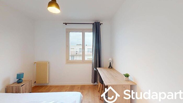 Appartement à louer - Francisco-Vern-Poterie, Rennes - 1 pièce - 3 chambres