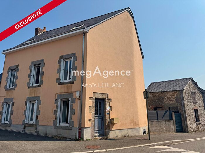 Hambers : Maison 7 pièces à vendre