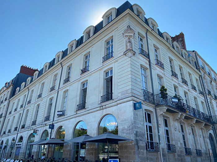 Appartement à vendre - Nantes, Centre-ville - 4 pièces - 3 chambres