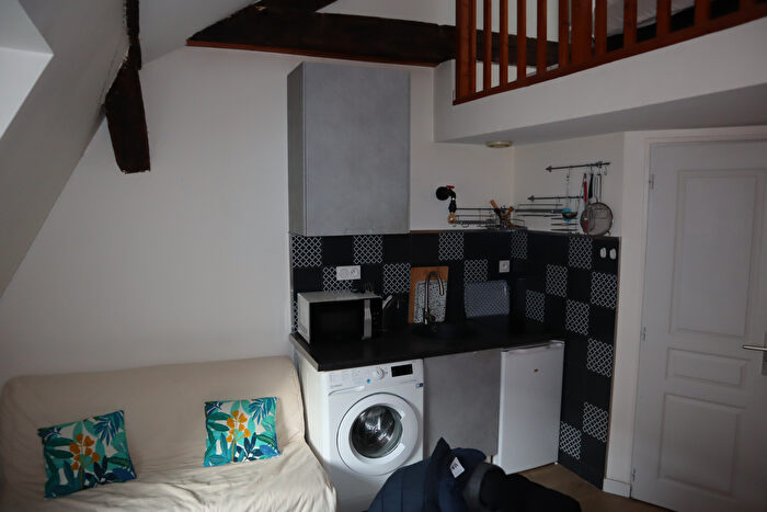 Appartement à louer - Dijon, Centre-ville - 1 pièce - 1 chambre