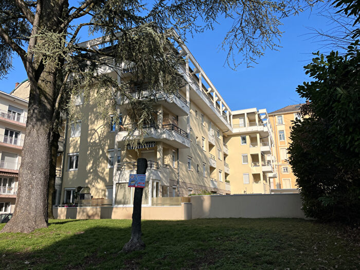Appartement à vendre - Aix-les-Bains, Centre-ville - 3 pièces - 2 chambres