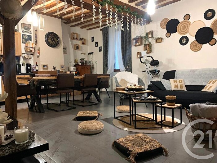 Appartement à vendre - Étampes, Centre-Ville - 4 pièces - 3 chambres