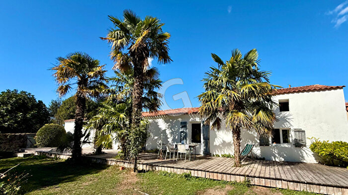 Maison 7 pièces à Longeville-sur-Mer, à vendre