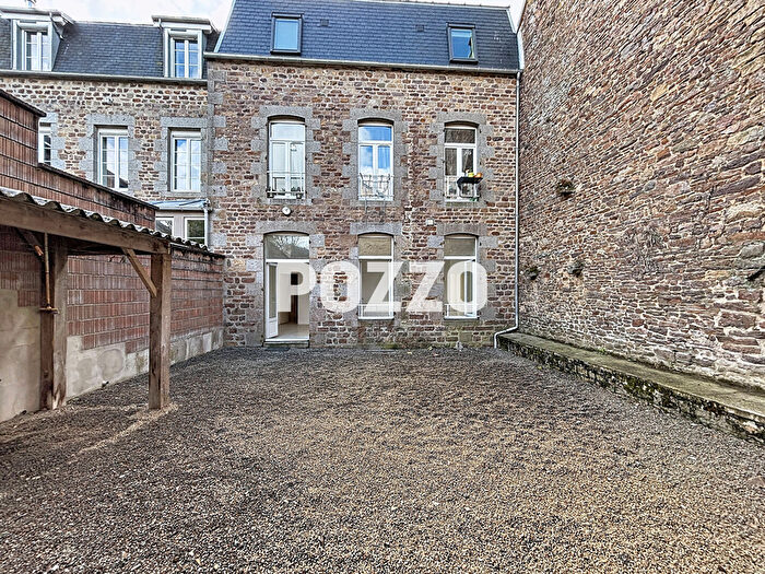 La Haye-Pesnel : Appartement 3 pièces à louer
