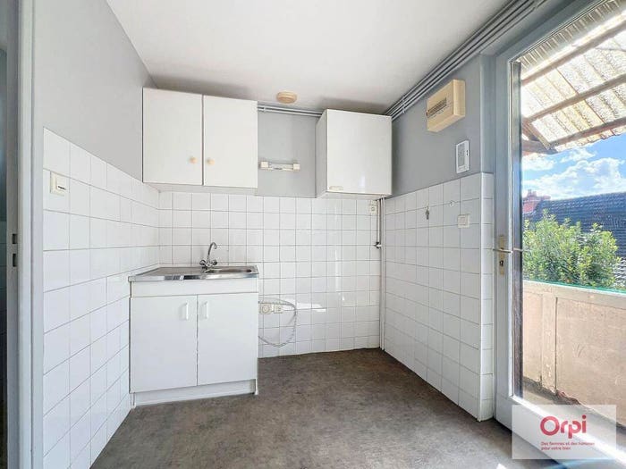 Ville Gozet, Montluçon : Appartement 2 pièces à louer