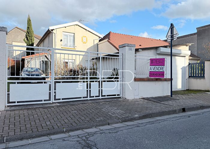 Maison à vendre - Bétheny - 5 pièces - 3 chambres