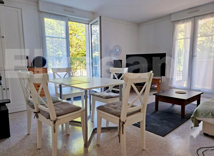 Orléans, Saint-Vincent, Pasteur - Appartement 2 pièces à vendre