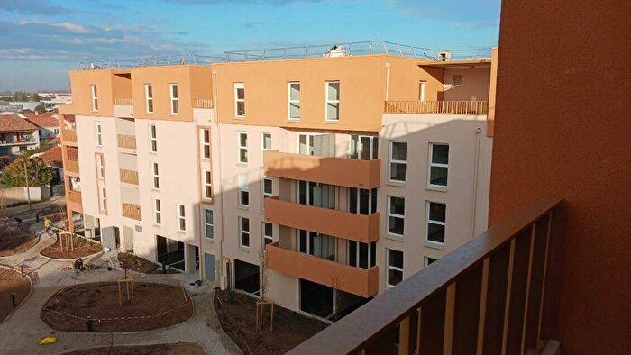 Appartement à louer - Zone Industrielle, Arles - 2 pièces - 1 chambre