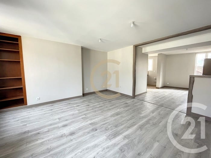 Appartement 2 pièces à louer à Villeneuve-sur-Yonne