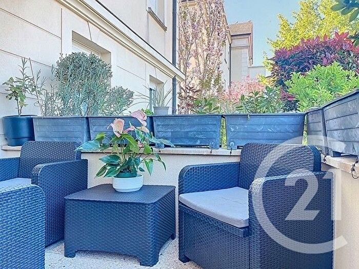 Appartement 3 pièces à Saint-Pierre-du-Perray, à vendre