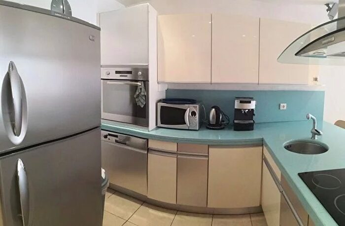 Appartement 3 pièces à Antibes, à louer