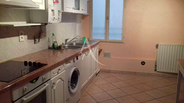 Appartement à louer - Vieux Gaillac - 2 pièces - 1 chambre