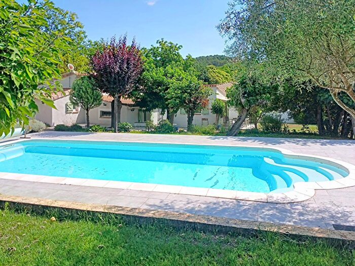Le Val : Maison 6 pièces à vendre