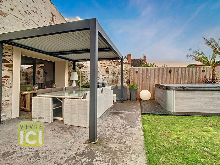 Maison à vendre - La Séguinière - 7 pièces - 3 chambres