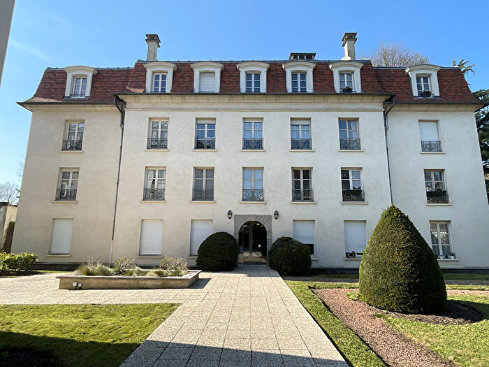 Fontainebleau, Constance, Fleury : Appartement 3 pièces à vendre