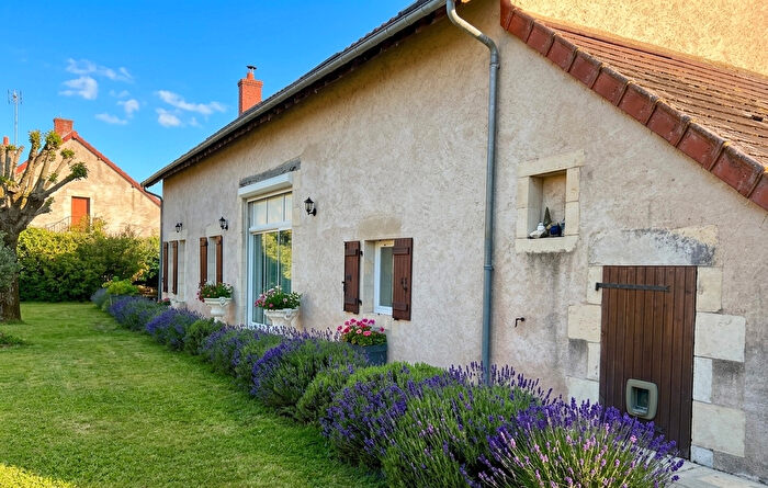 Maison à vendre - Mars-sur-Allier - 5 pièces - 3 chambres