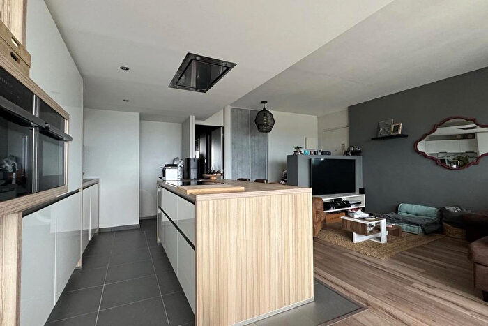 Appartement à vendre - Niort, Clou Bouchet - 3 pièces - 2 chambres