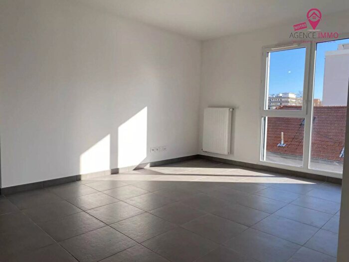 Appartement à louer - Charpennes-Tonkin, Villeurbanne - 2 pièces - 1 chambre