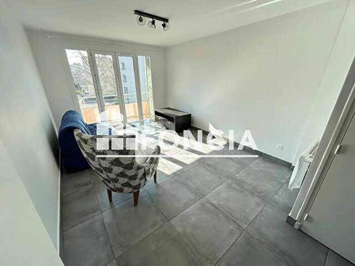 Appartement à louer - Calvaire Hugo Cécile-Châteauvert -Châteauvert, Valence - 3 pièces - 2 chambres