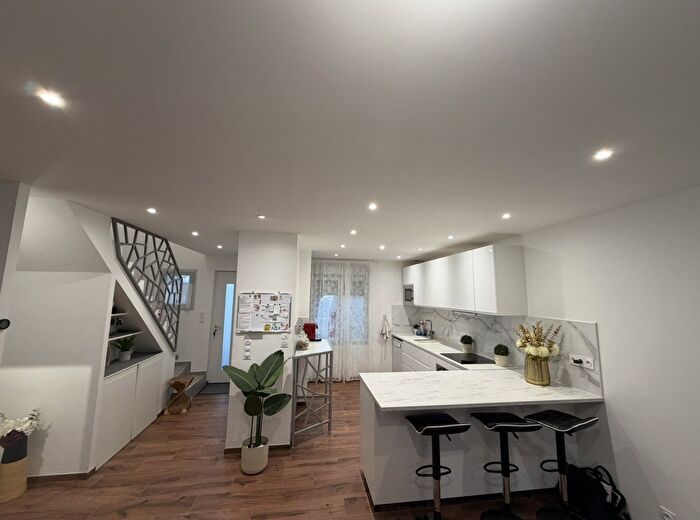 Maison à vendre - Crouy - 5 pièces - 4 chambres